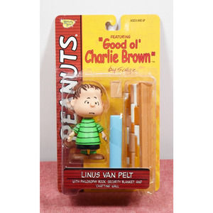 Toys | Memory Lane Peanuts Good Ol Charlie Brown Linus Van Pelt Figure ...